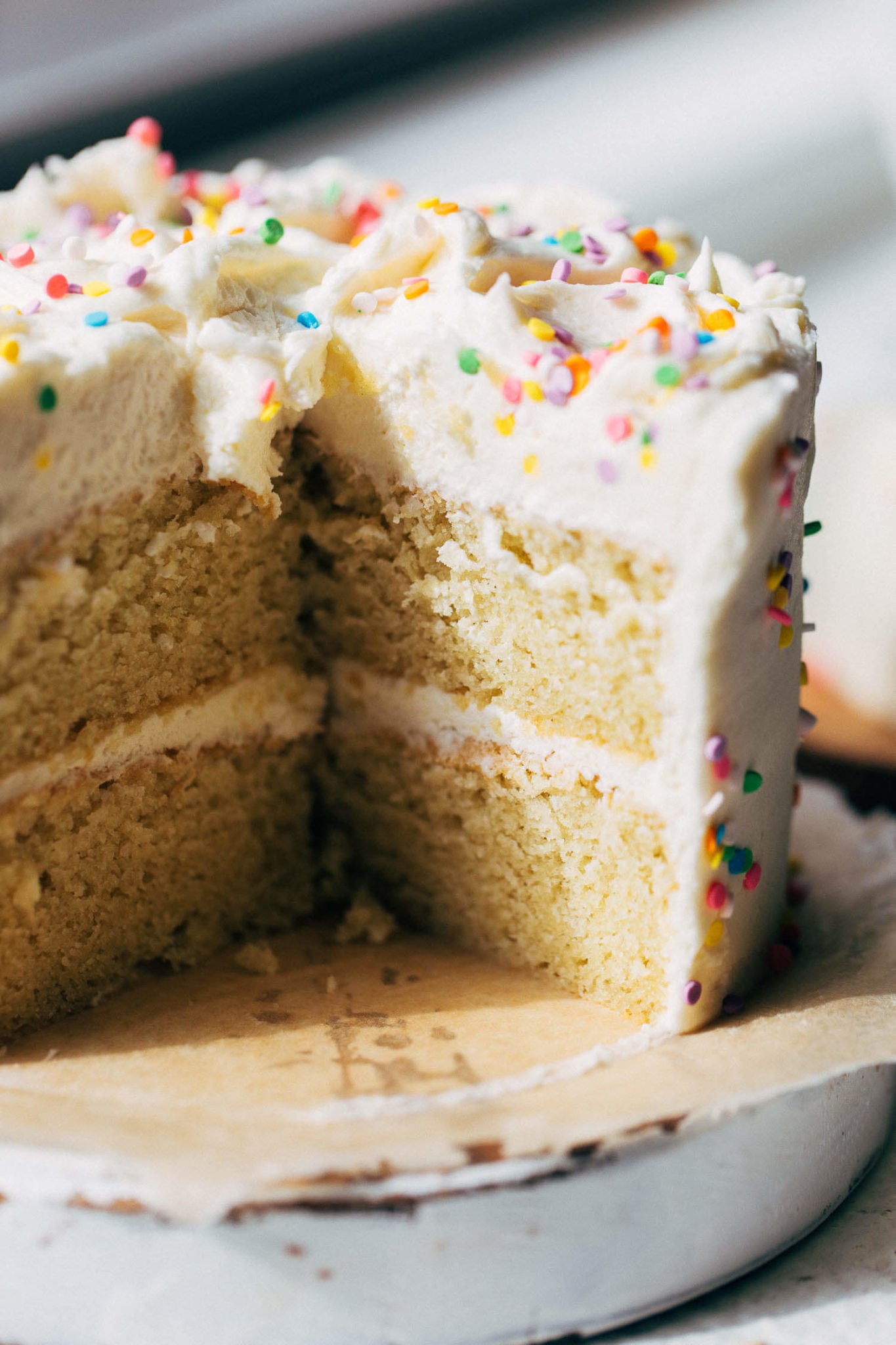 Small Vanilla Cake (6" Cake) - Butternut Bakery