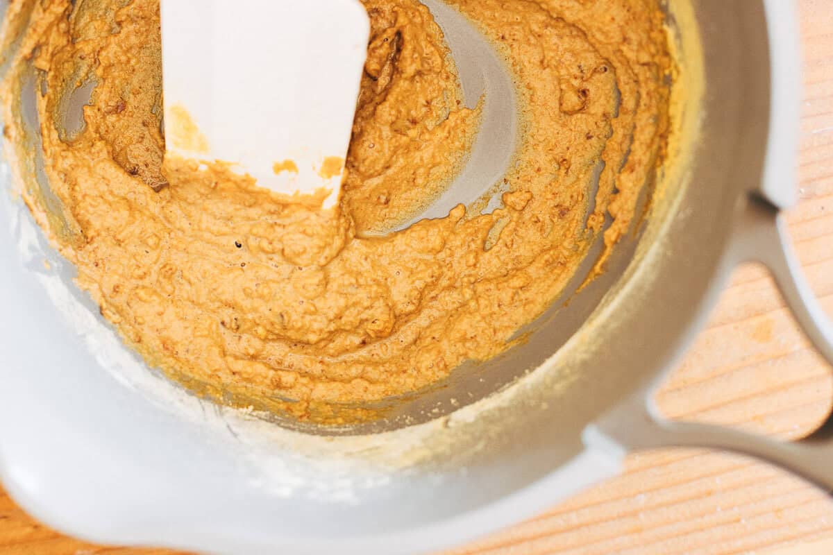 Toasted Vanilla Bean Latte Cake - Butternut Bakery